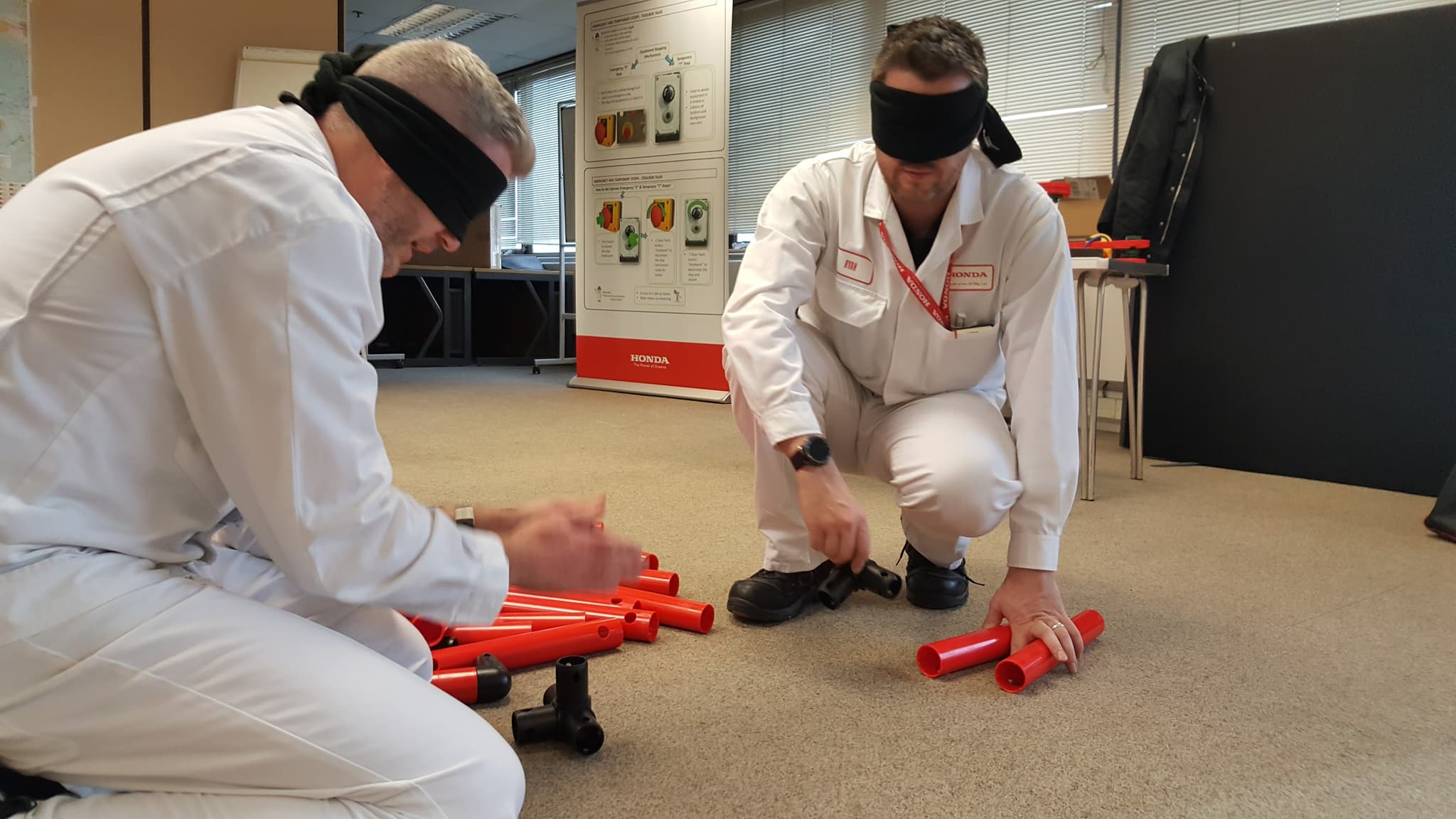 MTa Team Kit - 16 activities to develop team skills and build strong ...